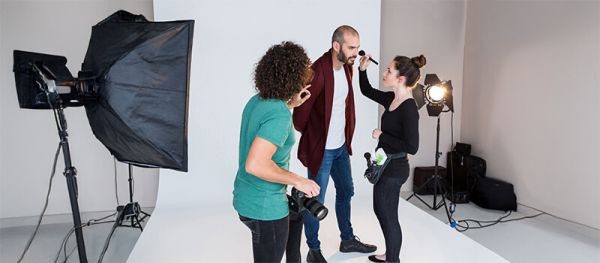 Top 10 Clothing Photography Tips and Mistakes to Avoid - PGBS